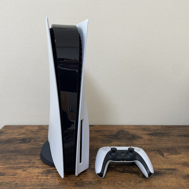 PS5は縦置き横置きどっちがいい？純正スタンドの簡単な取付手順も紹介 | agatsuma